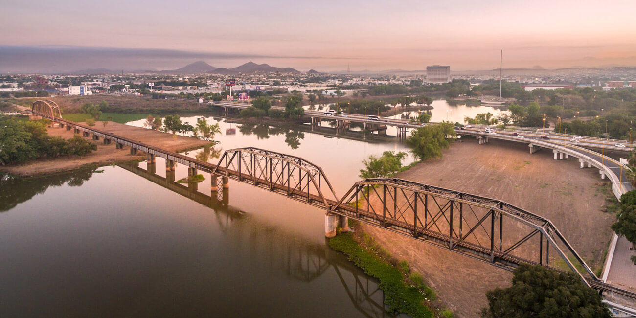 Sunset on Torre Tres Ríos in Culiacan, Sinaloa - Sinaloa 360