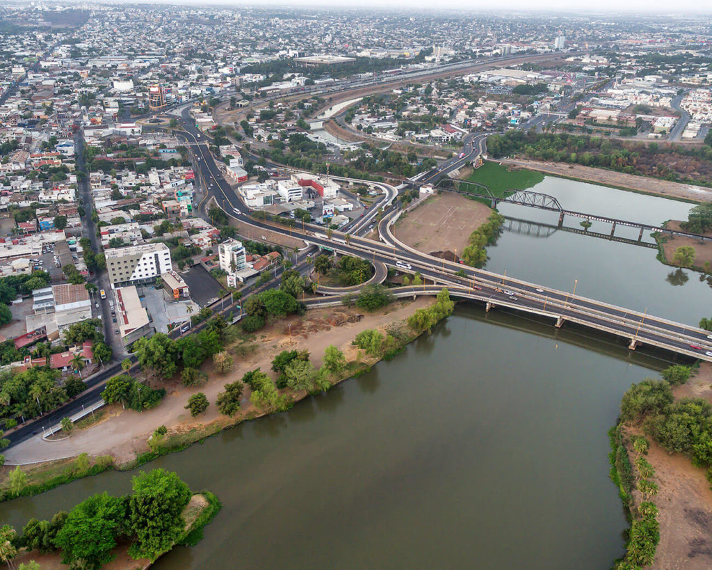 Fotografías del Puente Negro en Culiacán, Sinaloa
